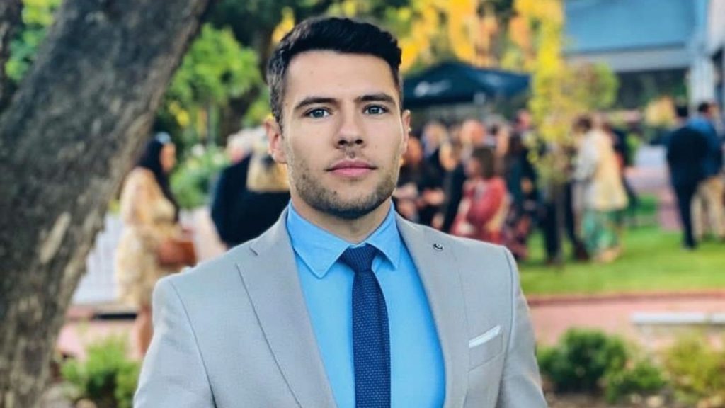 What does it mean to be Greek? 5+1 FUHA members share their thoughts ...