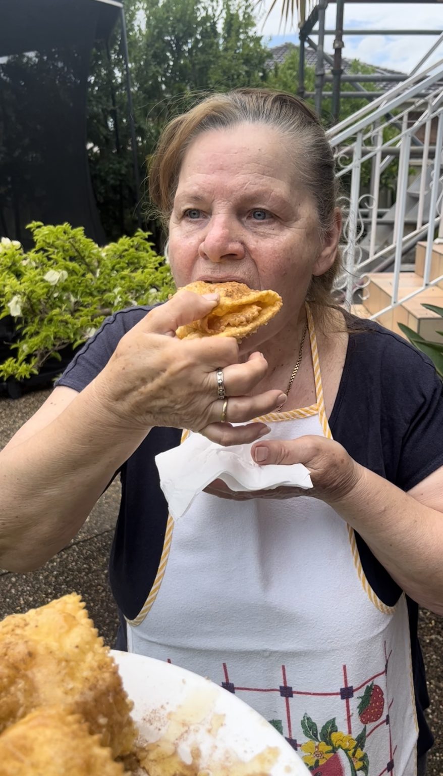 Traditional Greek Christmas Dessert: Diples – The Greek Herald