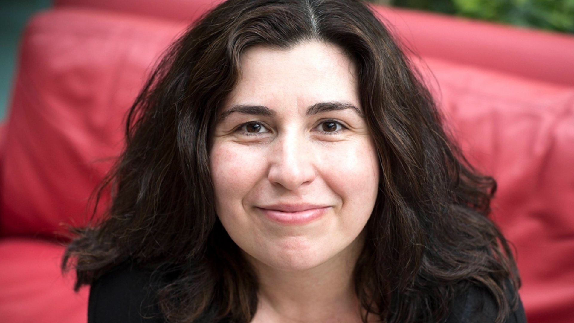 'Trailblazer': Greek physicist Asimina Arvanitaki awarded medal for ...