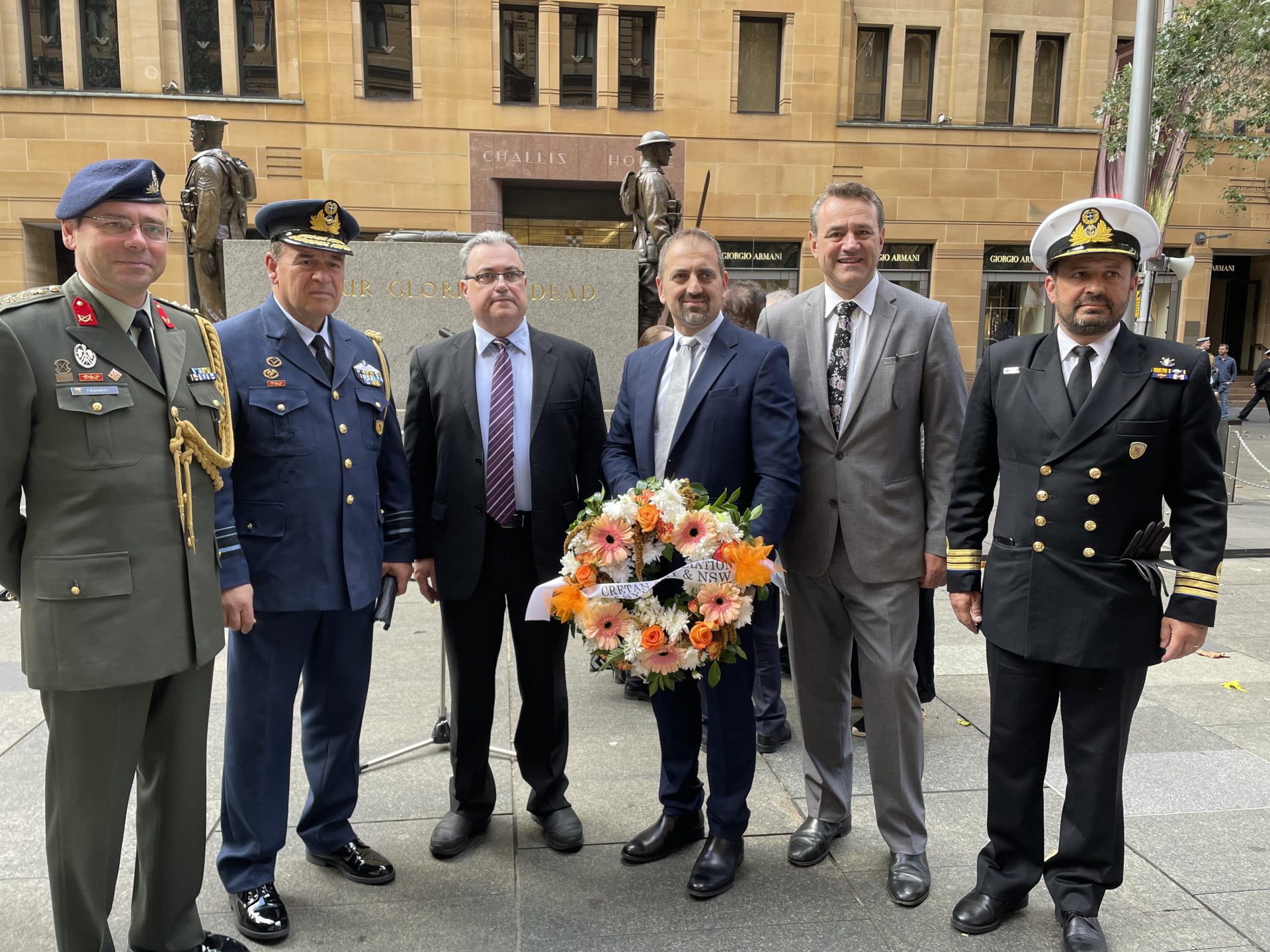 Greeks and Australians pay their respects to Battle of Crete fighters ...