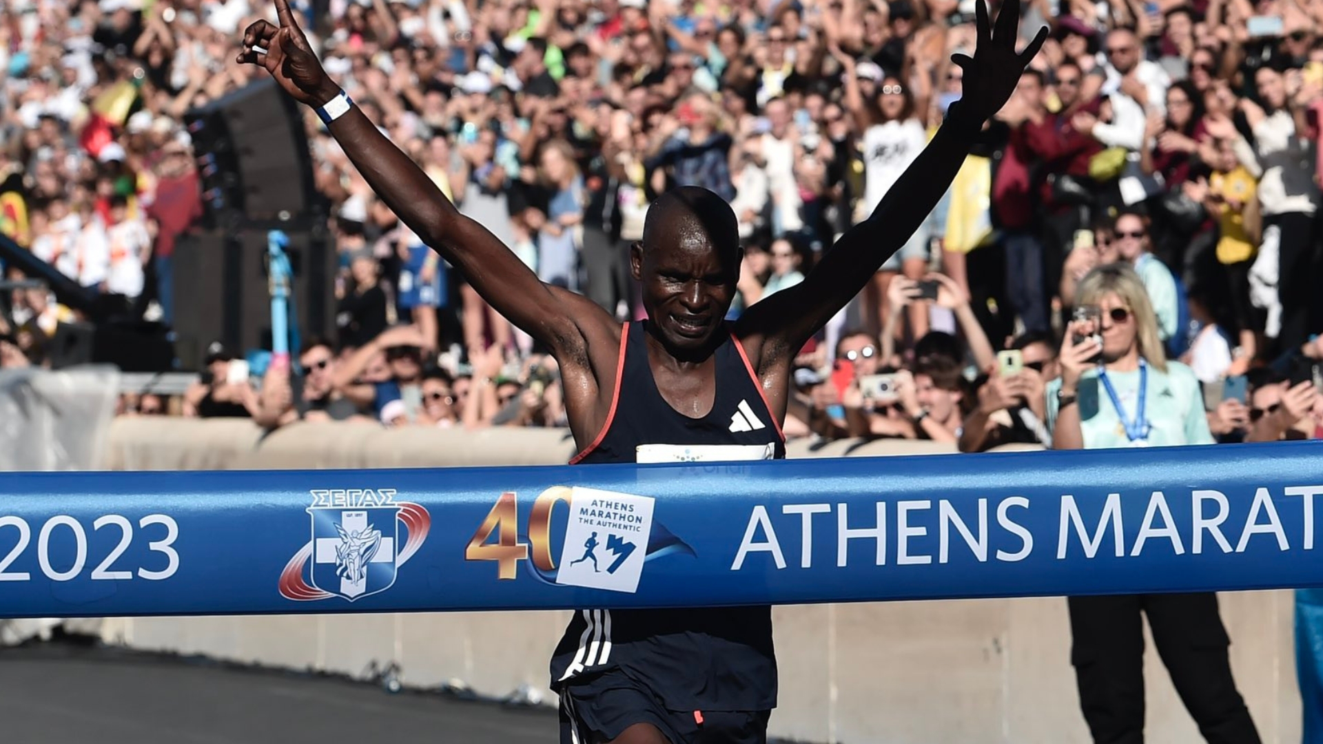 Kenyan athlete breaks record at annual Athens marathon – The The Greek ...