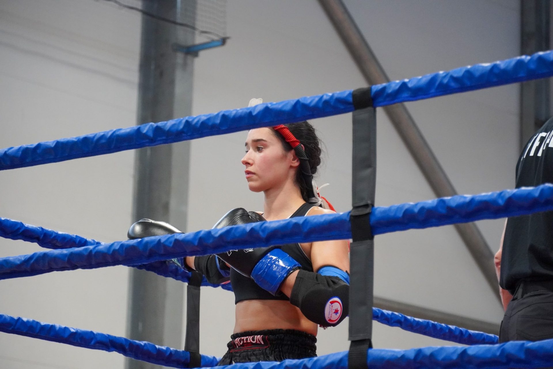 Sydney pro fighter Kayla Nassis inspires young women – The The Greek Herald