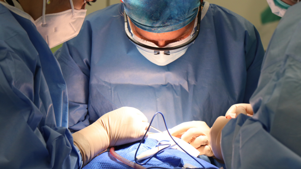 Surgeon George Dimitroulis accused of negligence – The Greek Herald