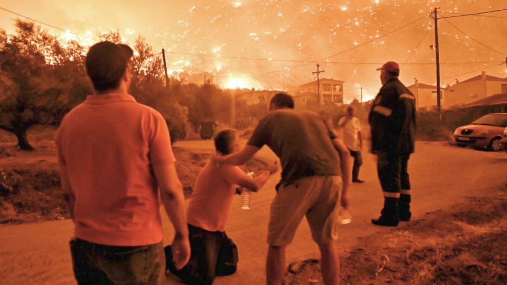 32km firefront threatens Corinthia: Evacuations, casualties in deadly ...