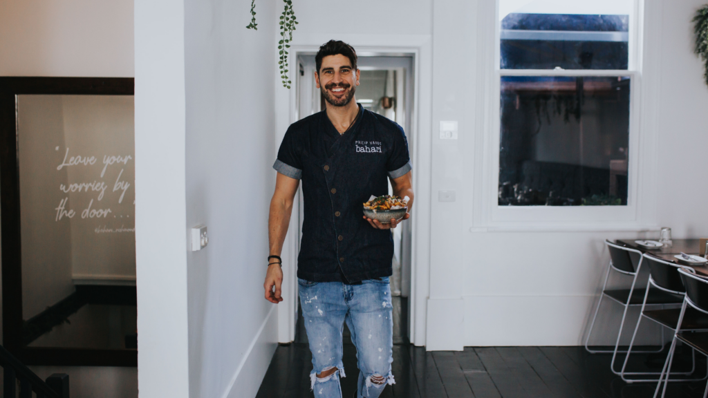 Philip Vakos cracks MasterChef Greece top 10 – The Greek Herald